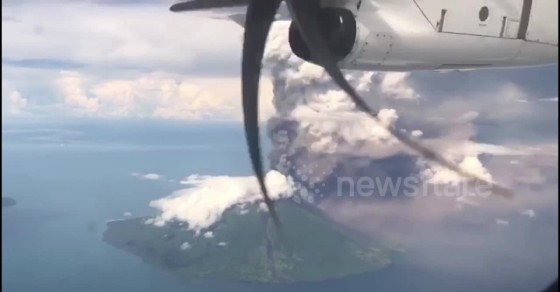Aerial footage captures eruption of Papua New Guinea's Manam volcano ...