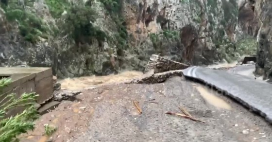 Flooding causes extensive damage across Crete - Sharedots