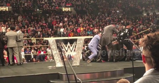 Bret 'the Hitman' Hart attacked during WWE Hall of Fame speech - Sharedots