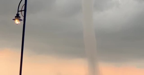Awesome Water Spout Spotting - Sharedots