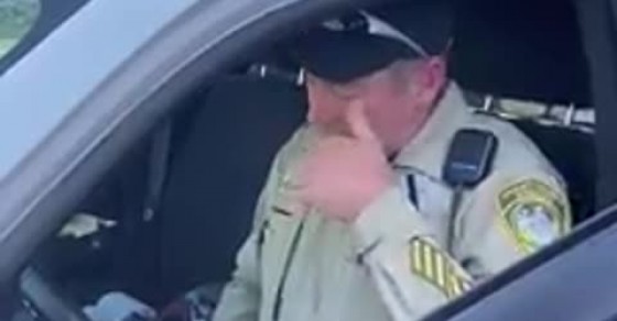 Daughter Gives Emotional Farewell For Retiring Deputy After 30 Years Of