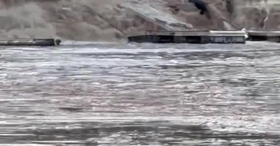 Flooding Destroys Homes on McCook Lake in South Dakota - Sharedots