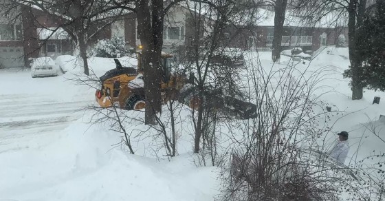 Considerate Snow Plow Keeps Driveway Exits Clear - Sharedots