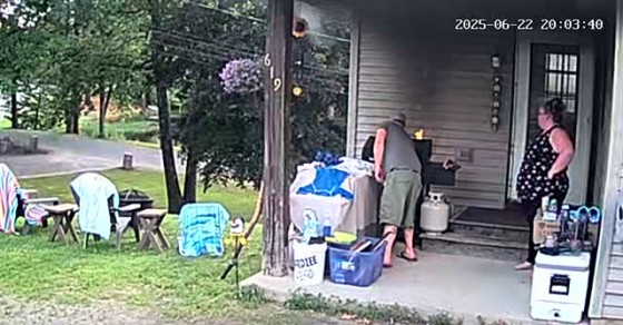 Barbecue Grease Fire - Sharedots