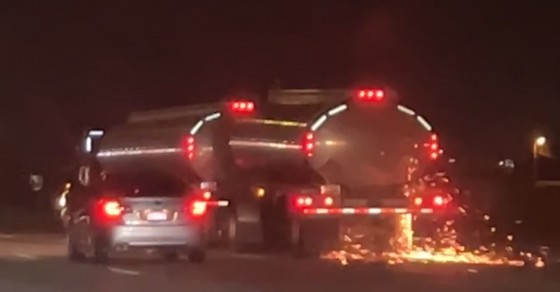 Tanker Truck Starts Sparking on Freeway - Sharedots