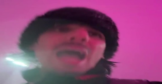 Freak Snow Storm in the UK Turns the Sky Pink - Sharedots